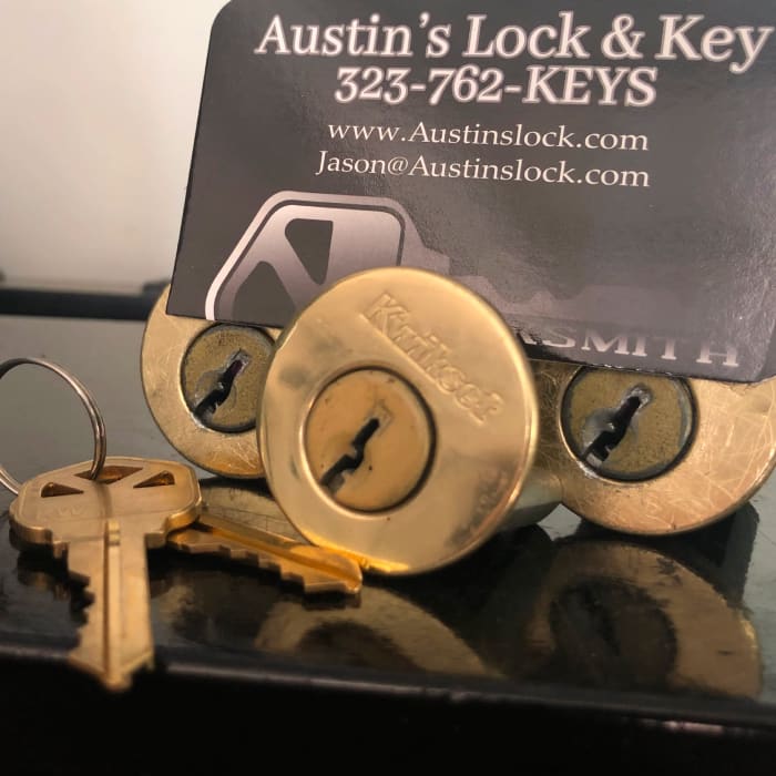 Austin’s Lock & Key | Locksmith Services | Bloomington, CA